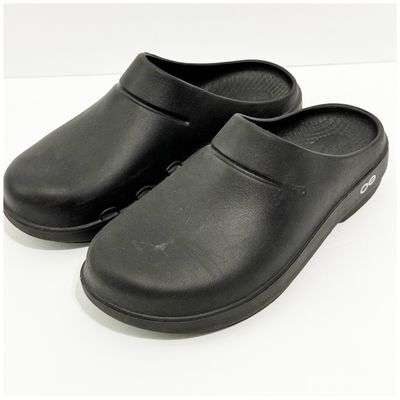 OOFOS | Shoes | Oofos Black Clogs Womens Size 7 | Poshmark